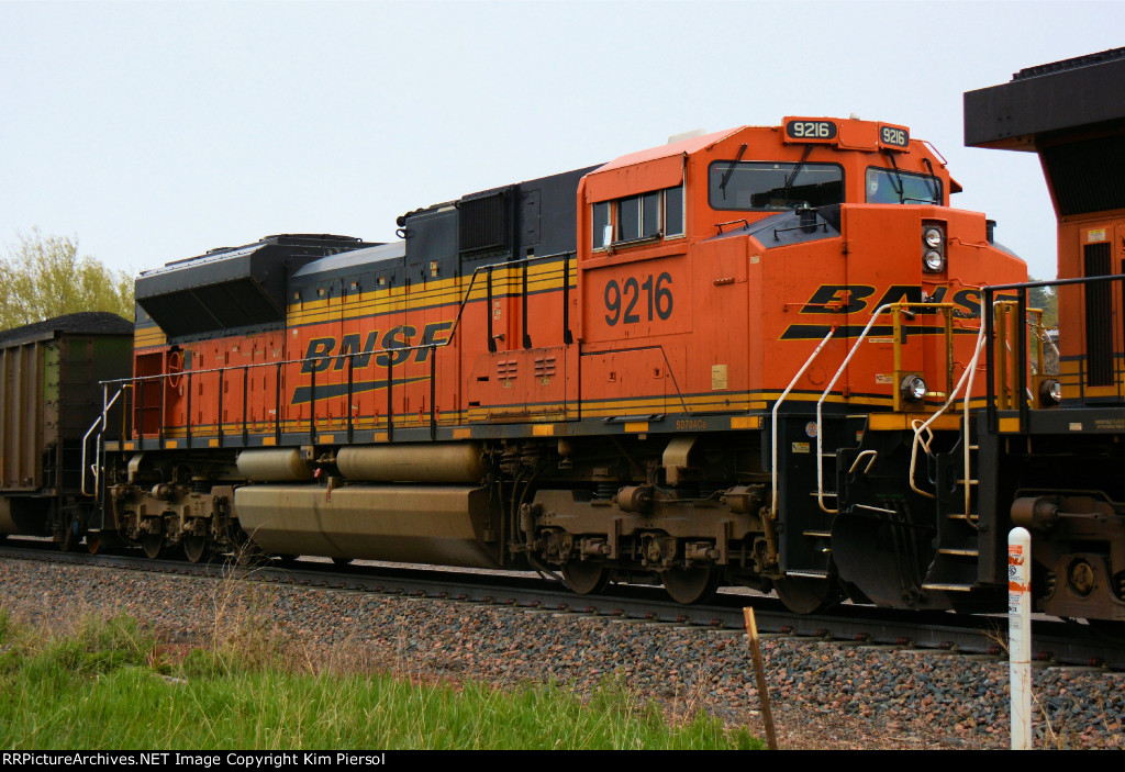 BNSF 9216
